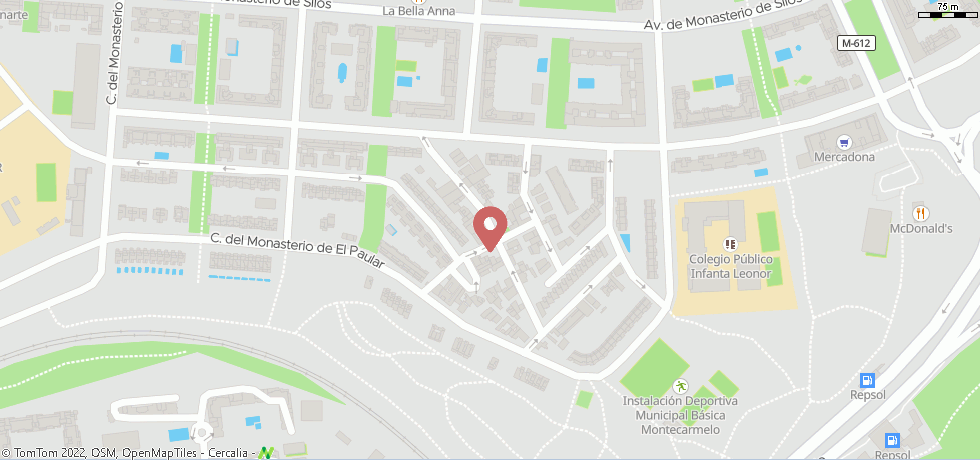 Chalet en venta en Calle de Arnedillo en Mirasierra-Arroyo del Fresno ...